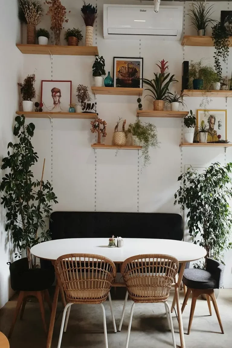 Colgar Cuadros: 5 Formas Creativas de Colgar Cuadros en Casa